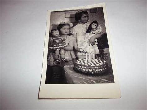 Holčičky A Jejich Krásné Panenky 13 8 X 8 9 Cm C98 Aukro