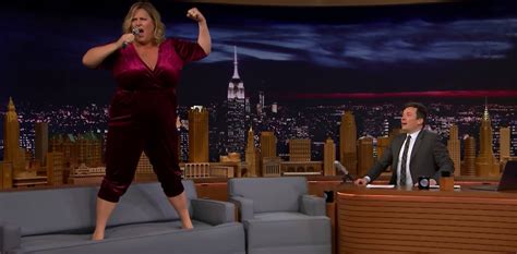 Video Bridget Everett Performs The Climb On The Tonight Show Starring Jimmy Fallon Video