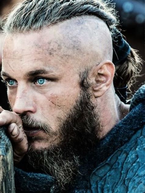 Travis Fimmel Eyes Vikings
