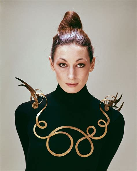 Alexander Calders Jewelry Goes On Show In London Vogue