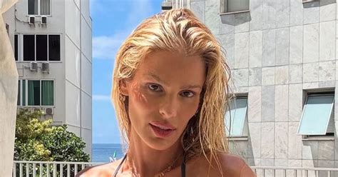 Yasmin Brunet Nua Modelo Tira Completamente A Roupa Em Fotos Sensuais