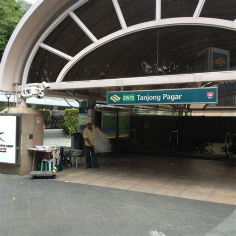 Tanjong Pagar Mrt Station Ew15 Metro Station In Financial District