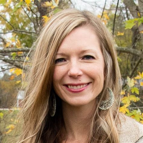 Amanda Minton Linkedin