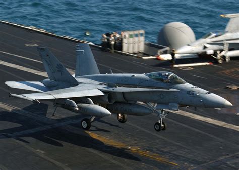 Mcdonnell Douglas Fa 18c Hornet Photo Gallery