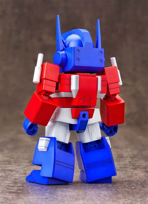 Kotobukiya Model D Style Transformers Optimus Prime New Images