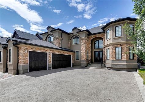 36 E Aspen Ridge Mnr Sw Calgary Ab T3h 0t4 Mls A2087949 Zillow