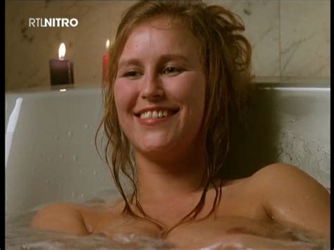 Lou Lou Rhemrev Nude Pics Página 1