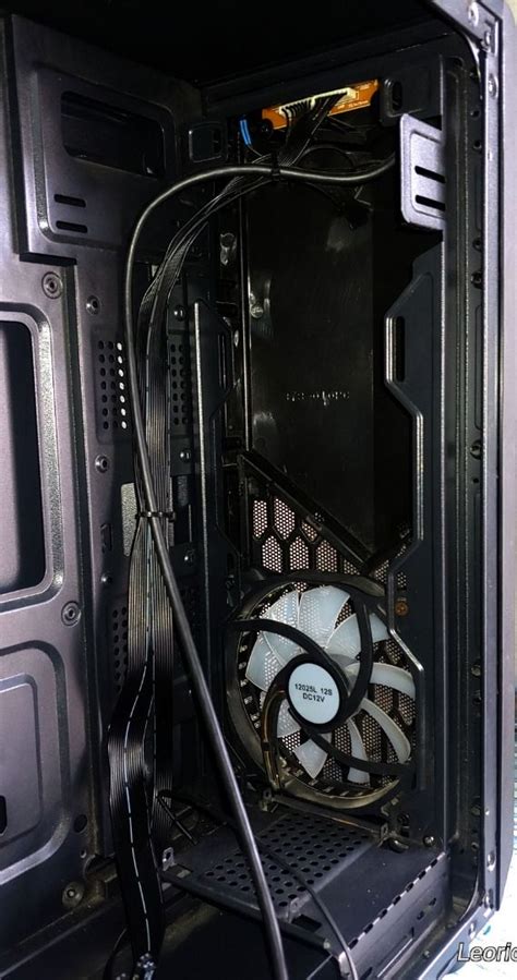 Aerocool Tomahawk A | mid tower case, Computers & Tech, Parts ...