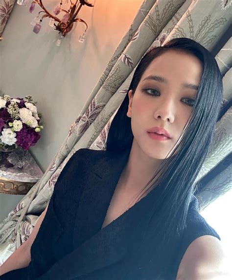 Wanna 💦 To Mommy Face 🥵 Dm Me R Blackpinkfap