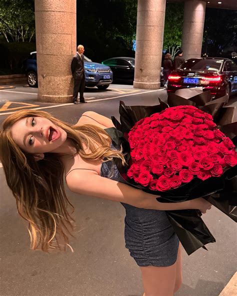 Mia Hannahmishamia • Instagram Photos And Videos