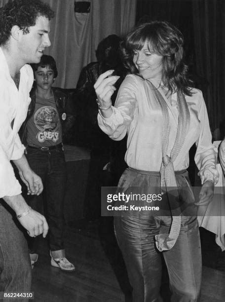 American Actress Marilu Henner The Girlfriend Of Actor John News