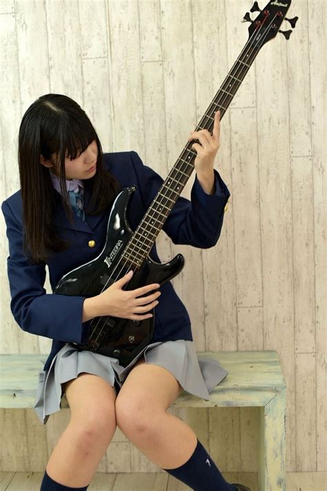 369 Best Female Bass Players Images On Pinterest Bass Guitars Music
