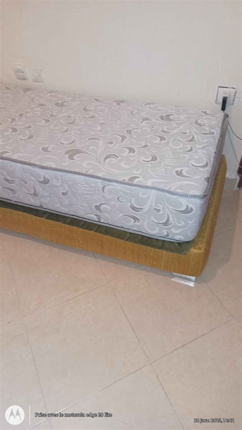 Séjour 3 Pieces Ponge Bonne Qualité 7025 Sdader Tlamt Khdadi9 Moutard Bonne Qualité Runners