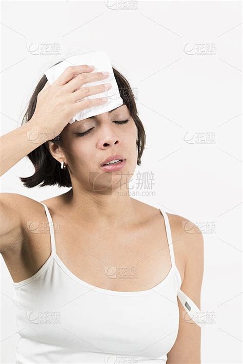 生病的女人素材 花瓣网