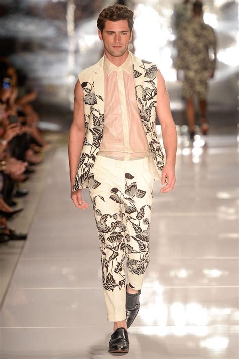 Sean Opry Walks For Colcci Spring 2015 Show During São Paulo Fashion