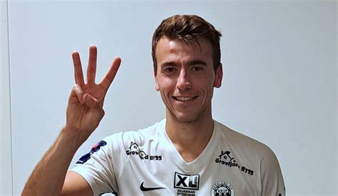 Hustad Om Helten Det Ser Ut Til At Han Kan Skru Ut En Halvmeter Ekstra Fra Ryggraden Htno