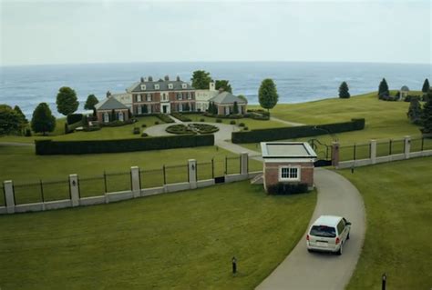 Where Is Reacher Season 3 Estate Located Escarpment House Toronto