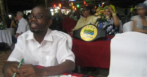 Hoja Ya Haja Mabondia Na Unga Tunaponzwa Na Njaa Zetu Za Maisha Michuzi Blog