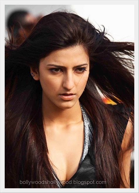 Shruti Hassan Information Blog Shruti Hassan Undergo For Nose Surgery