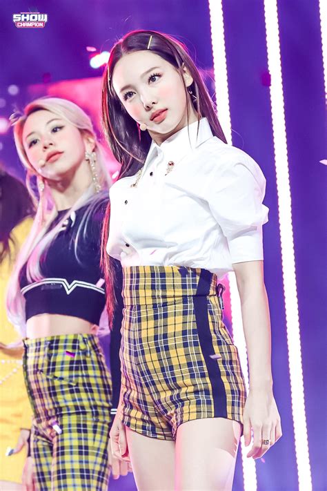 201104 Nayeon Rnayeon 201104 Nayeon Rnayeon