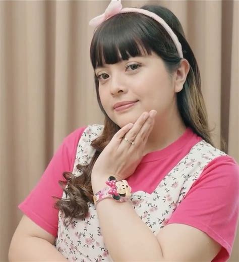 Tasya Kamila Remake Foto Masa Kecil Wajah Awet Mudanya Bikin Netizen Takjub
