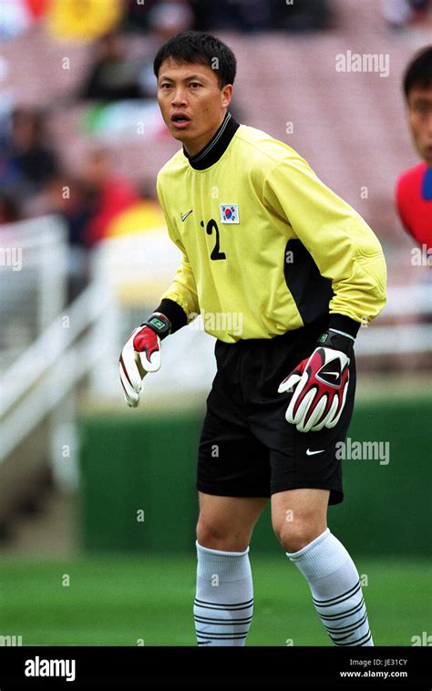 Lee Woon Jae Korea Republic Rose Bowl Los Angeles Usa 27 January 2002