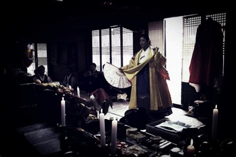 한국토속 신앙 기도터18 종로구 인왕산 선바위와 국사당 천신굿