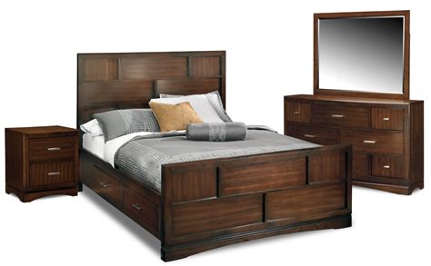 Toronto 6 Piece King Storage Bedroom Set Pecan American Signature