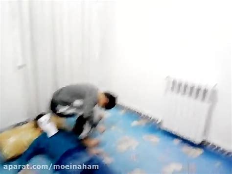 لحظه ی گوزیدن روی صورت گرنی توسط بالدی