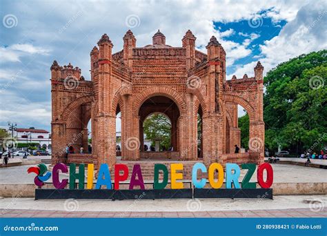 Fountain In Chiapa De Corzo Stock Image Image Of Building Heritage