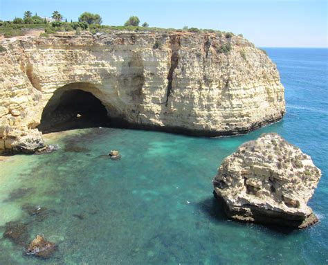 Falesías En La Ruta De Los Acantilados © María Constanza Ceruti