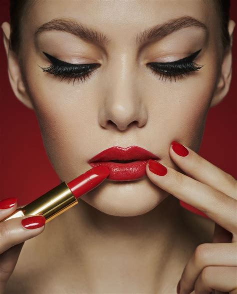 Marta Placzek By Bogdan Jablonski Red Lipstick Shades Lipstick Queen Lipstick
