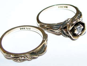 Vintage Rose Flower Shaped Antiqued Diamond Wedding Ring Set 1970s
