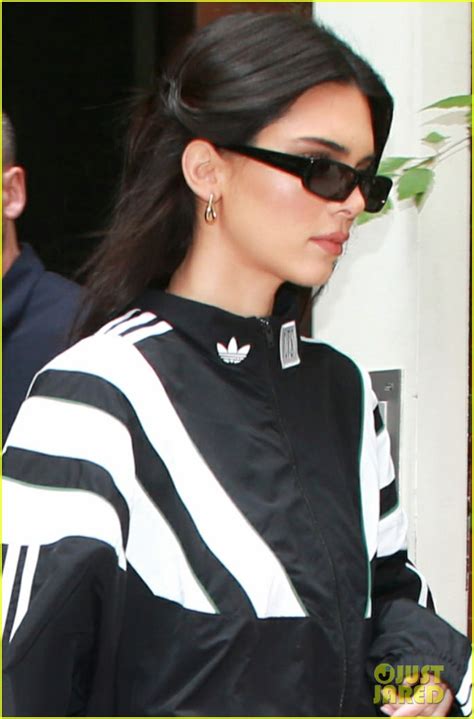 Kendall Jenner Swings By Adidas In Snake Skin Pants Photo 4312631 Kendall Jenner Photos