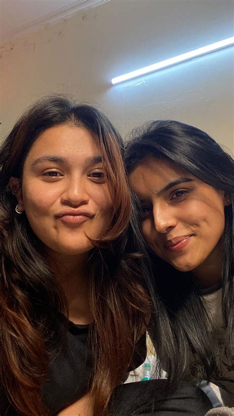 Indrani Chakraborty Fashion And Lifestyle 🫶🏻 Winter Is Here 🥶 ️🧣 Jinglebellrock Christmas