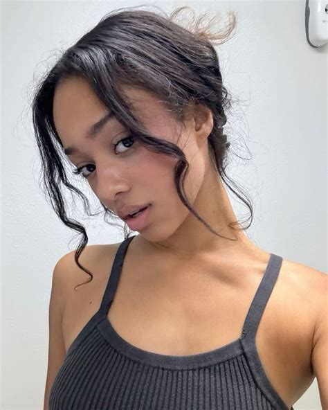 Manon On Instagram Summers Always Been My Fave In 2024 Model Inspo Pretty People Good