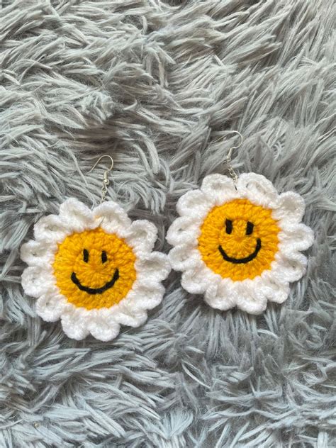 Large Smiley Face Daisy Crochet Earrings Etsy