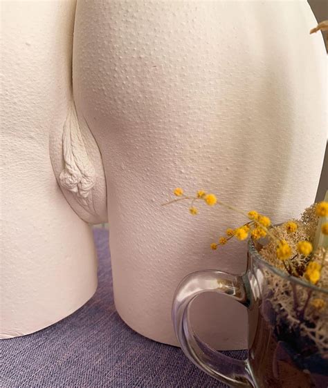 Pussy Sculptor