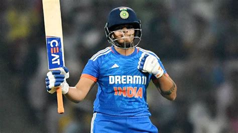 Shafali Verma Enters Top 10 Of Icc Wt20i Batting Rankings