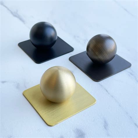 Posh Hardware Shop Nybro Solid Brass Sphere Knobs