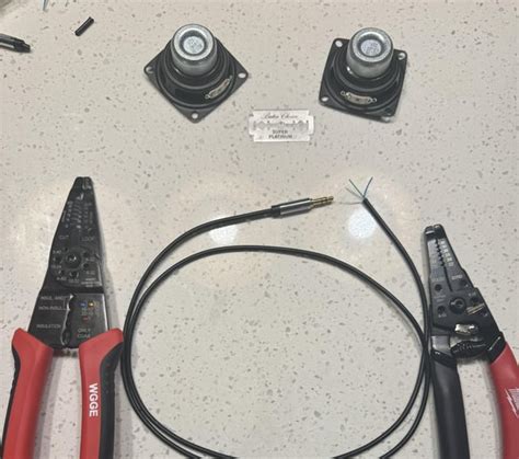 How Do I Strip Small Wires Without Breaking The Conductors R