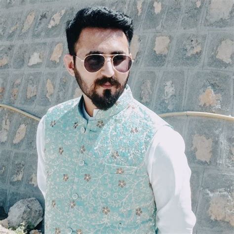 Abu بکر Dar Dabanggdar Snapchat Stories Spotlight And Lenses