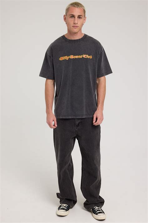 Billy Bones Club Universal Store