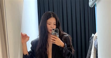 장재인 파격 노브라하의실종 패션 자랑 완벽 비율