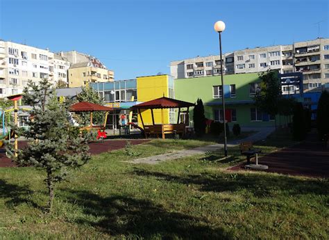 15 отзива за 72 ДГ „Приказка без край“ (Детска градина) в София (София)