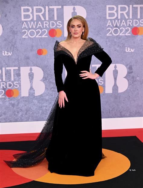 Le Meilleur Et Surtout Le Pire Des Tenues Des Brit Awards Le Matin