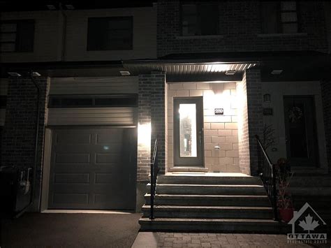 289 Munro St Carleton Place On K7c 1h6 Zillow