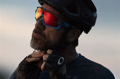 Oakley Sports Sunglasses For Men