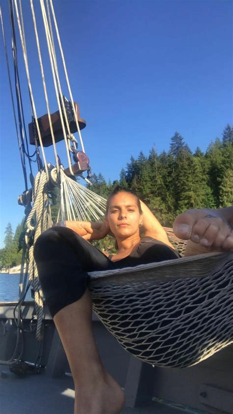 Caitlin Staseys Feet