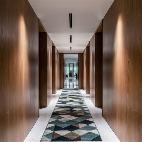 43 Long Hallway Design Ideas To Create A Welcoming Space In 2025